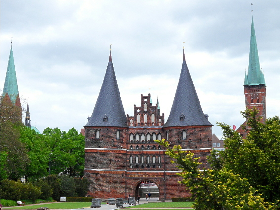 Famous Historic Buildings & Archaeological Site in Europe ? Spain ...